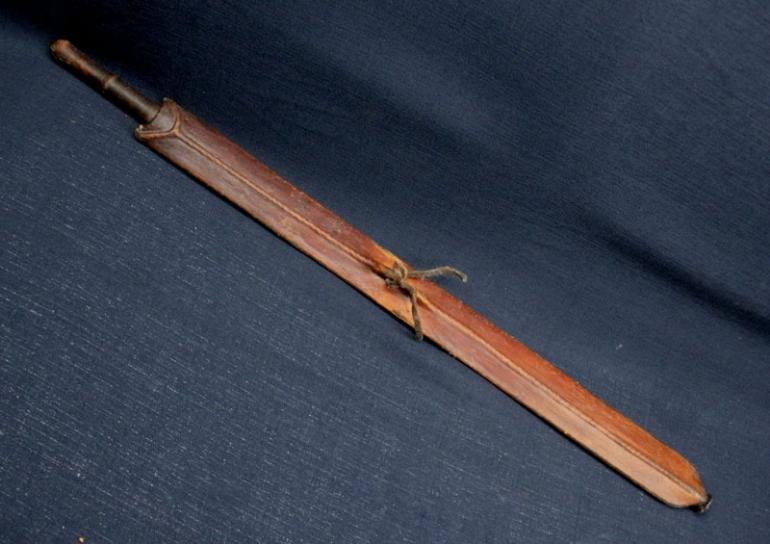AFRICAN MAASAI 19th CENTURY SEME SWORD – Sailor in Saddle